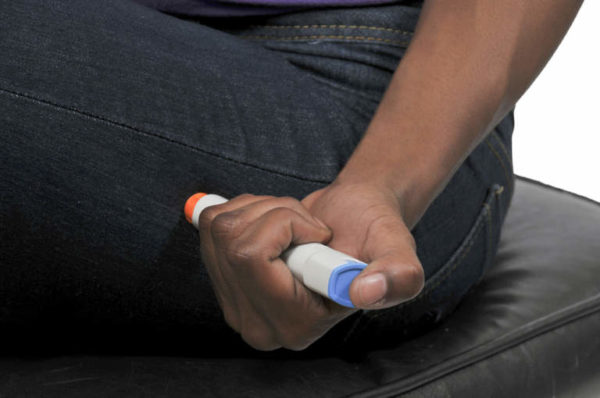 Self-Injectable Epinephrine Devices | Black and Kletz Allergy